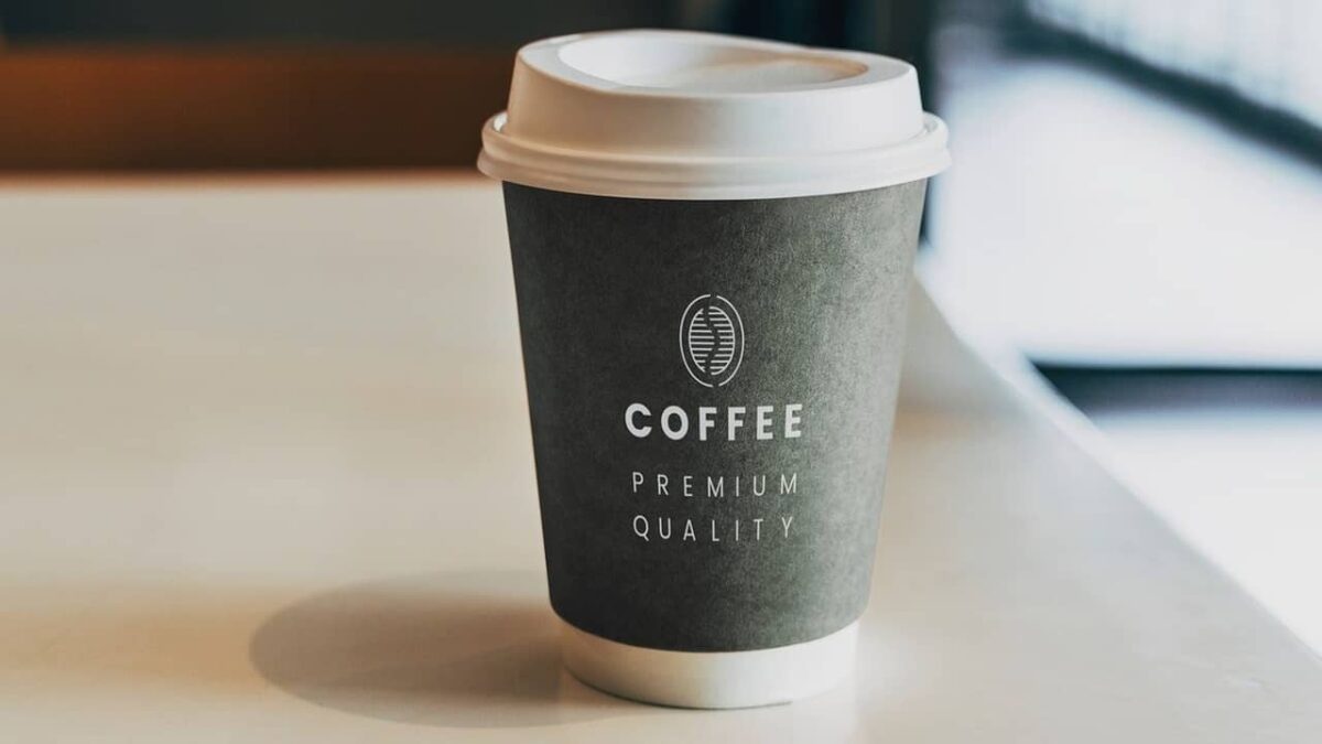 Les 5 avantages des gobelets à café en carton personnalisés